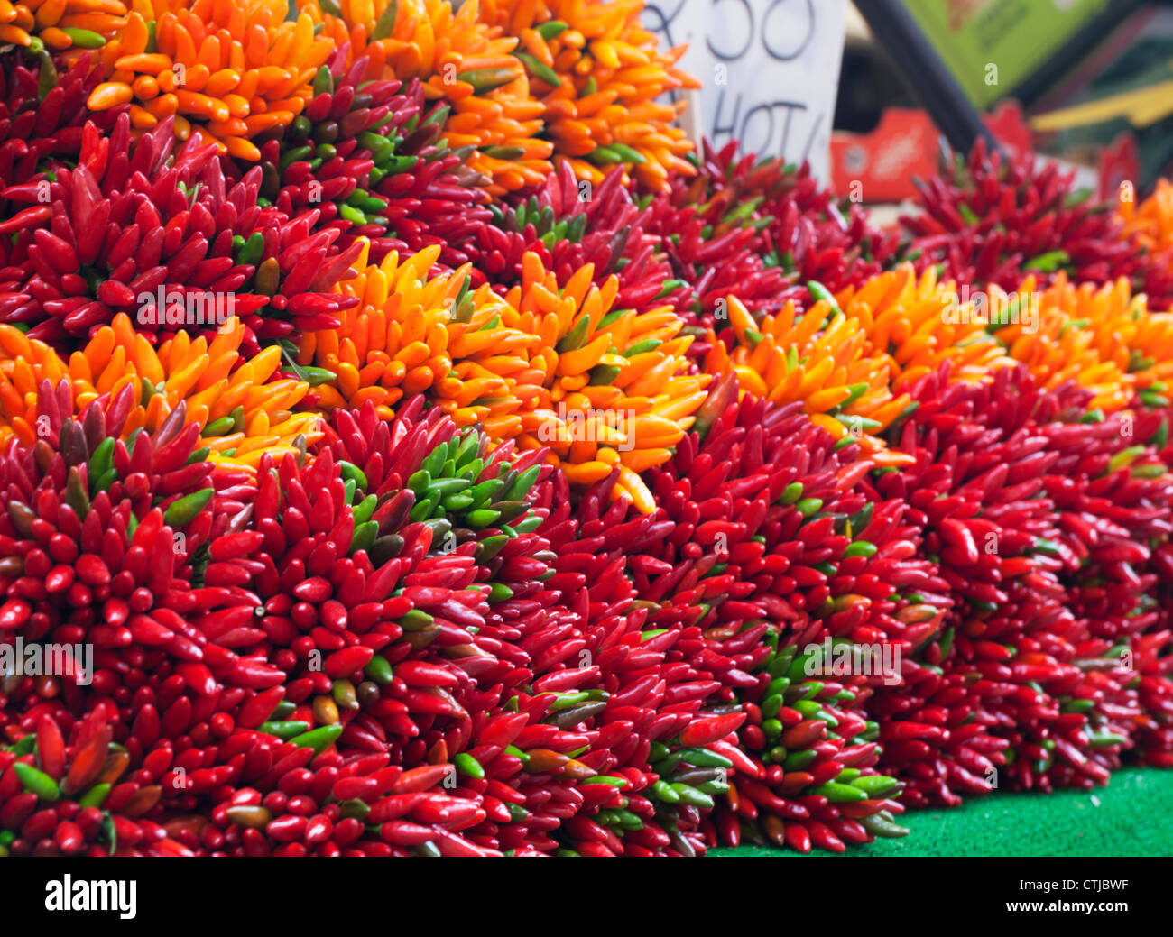 Red hot chilly papers hi-res stock photography and images - Alamy