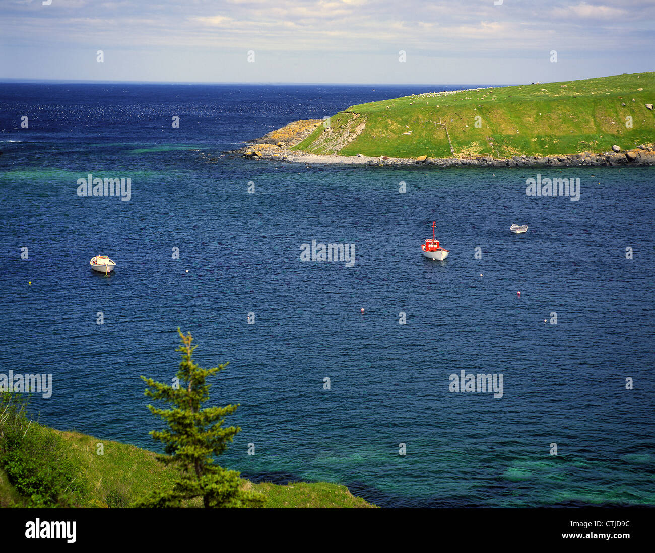 Newfoundland labrador fishing villages in hi-res stock photography and ...