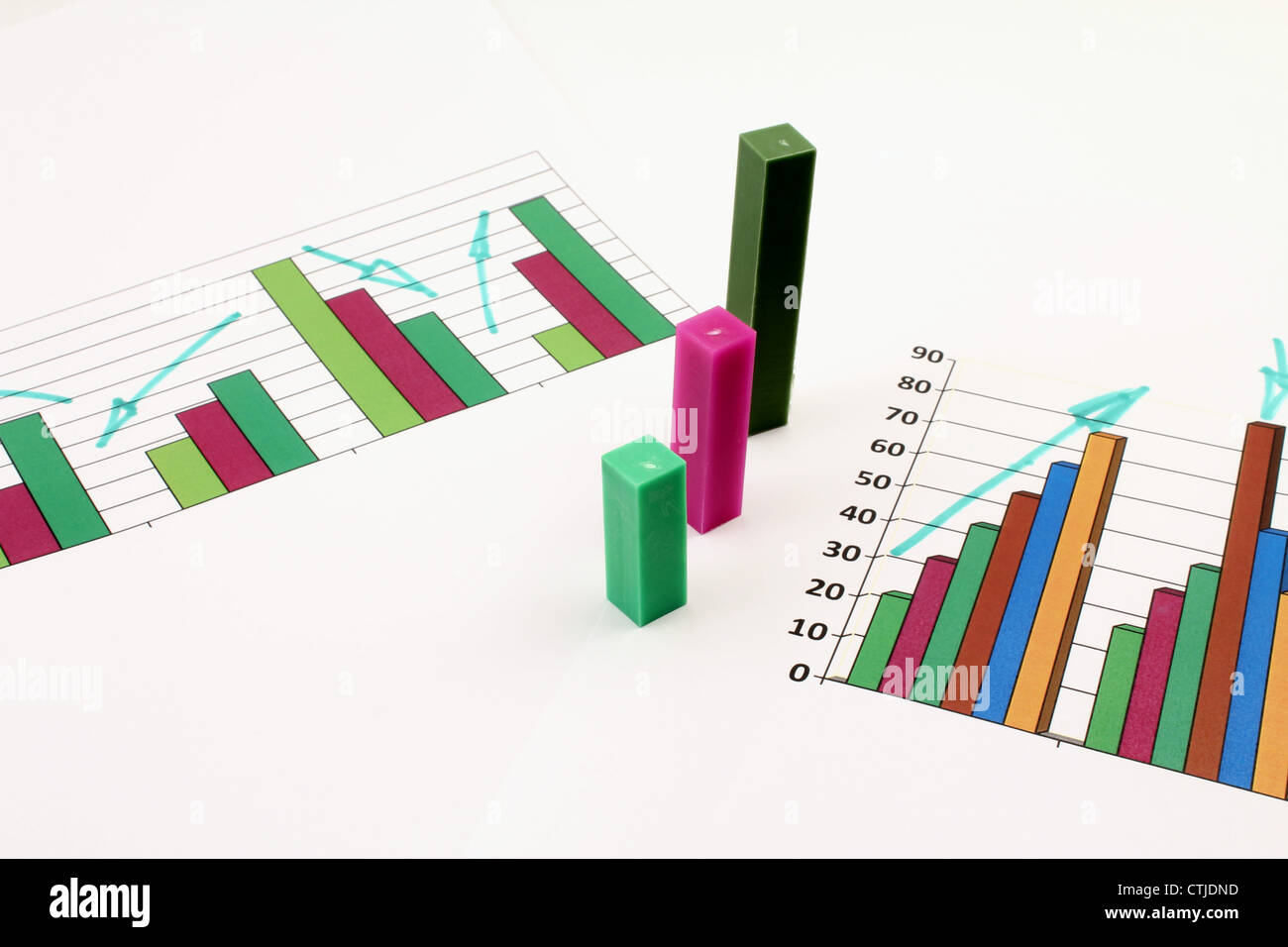 Chart 3d stick form - graph with arrow Stock Photo - Alamy