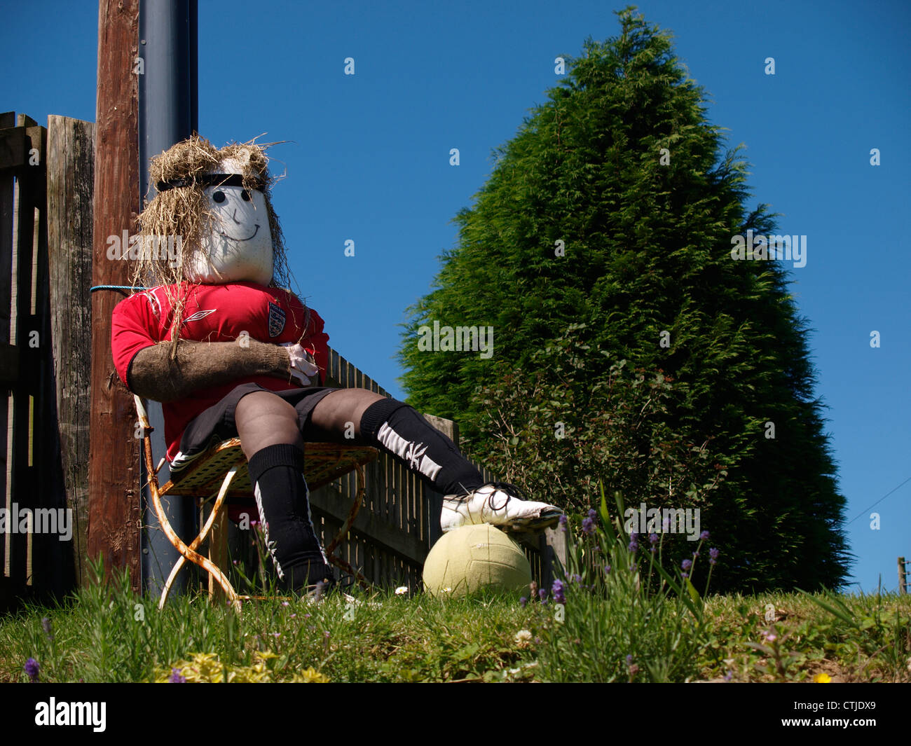 England footballer scarecrow, UK Stock Photo - Alamy