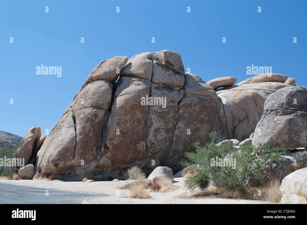 Large Rounded Rock Formation In The Desert With Blue Sky; Palm Springs ...