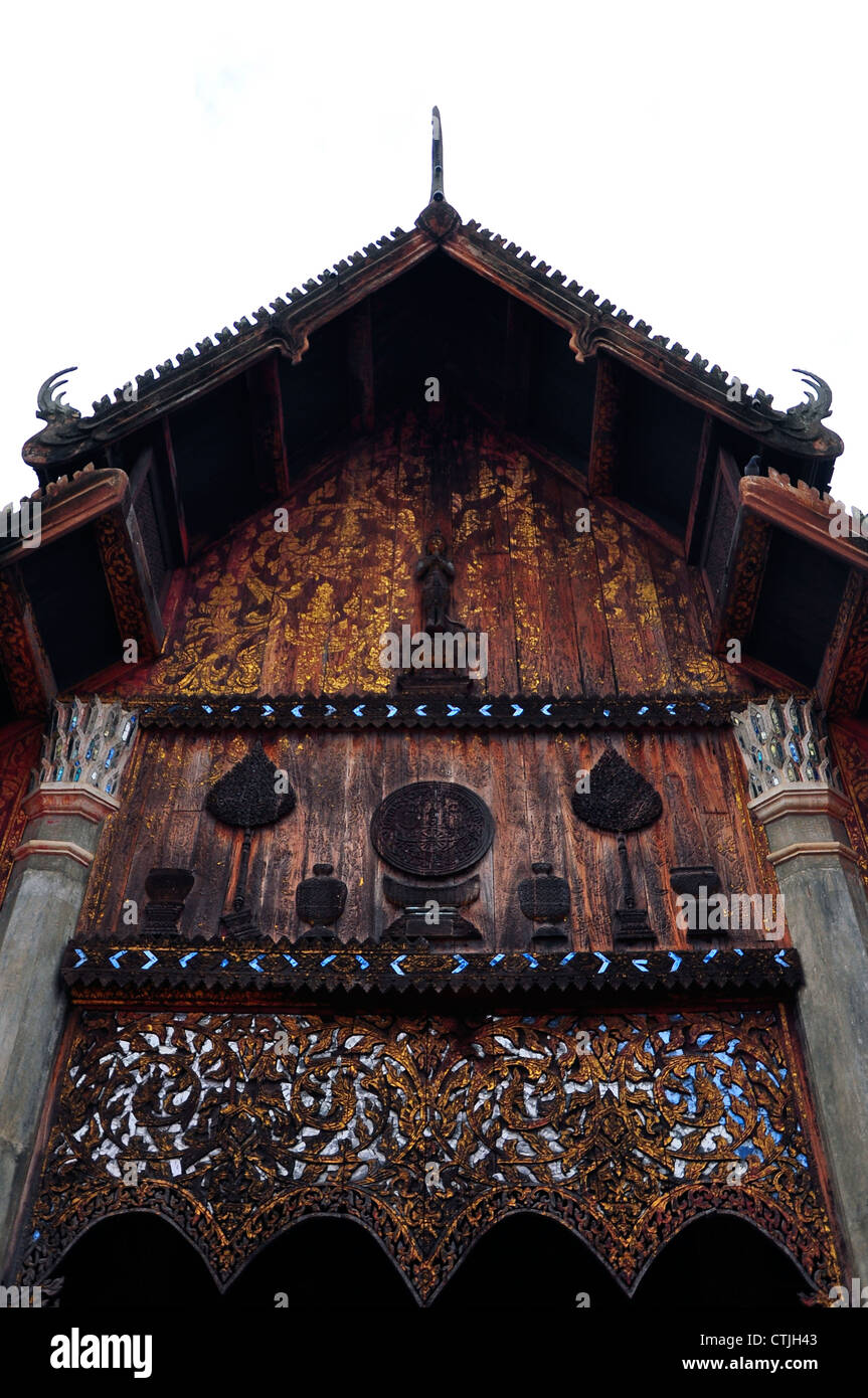 Gable roof hi-res stock photography and images - Alamy