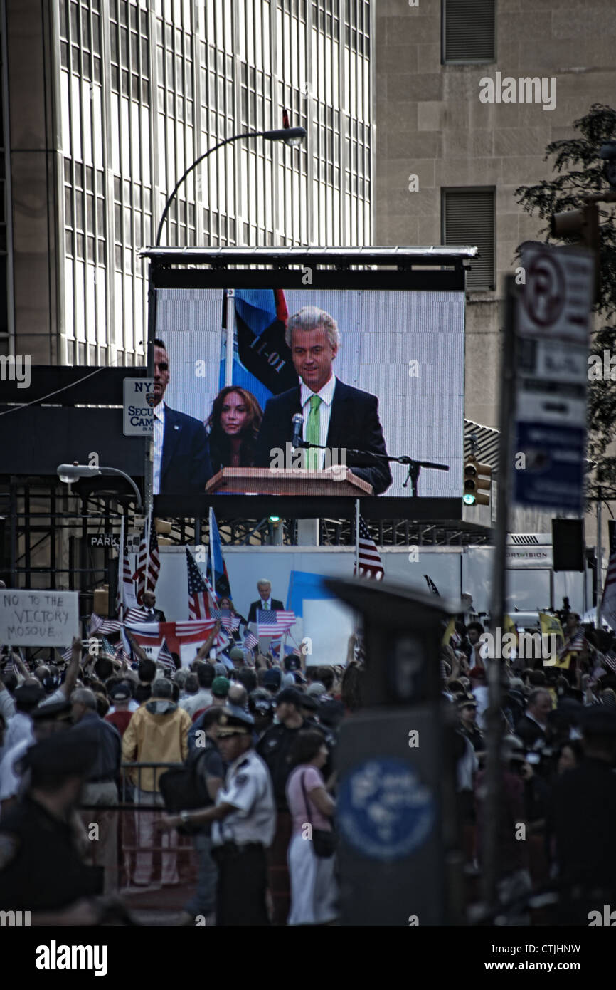 geert wilders speech on big screen in new york city Stock Photo - Alamy