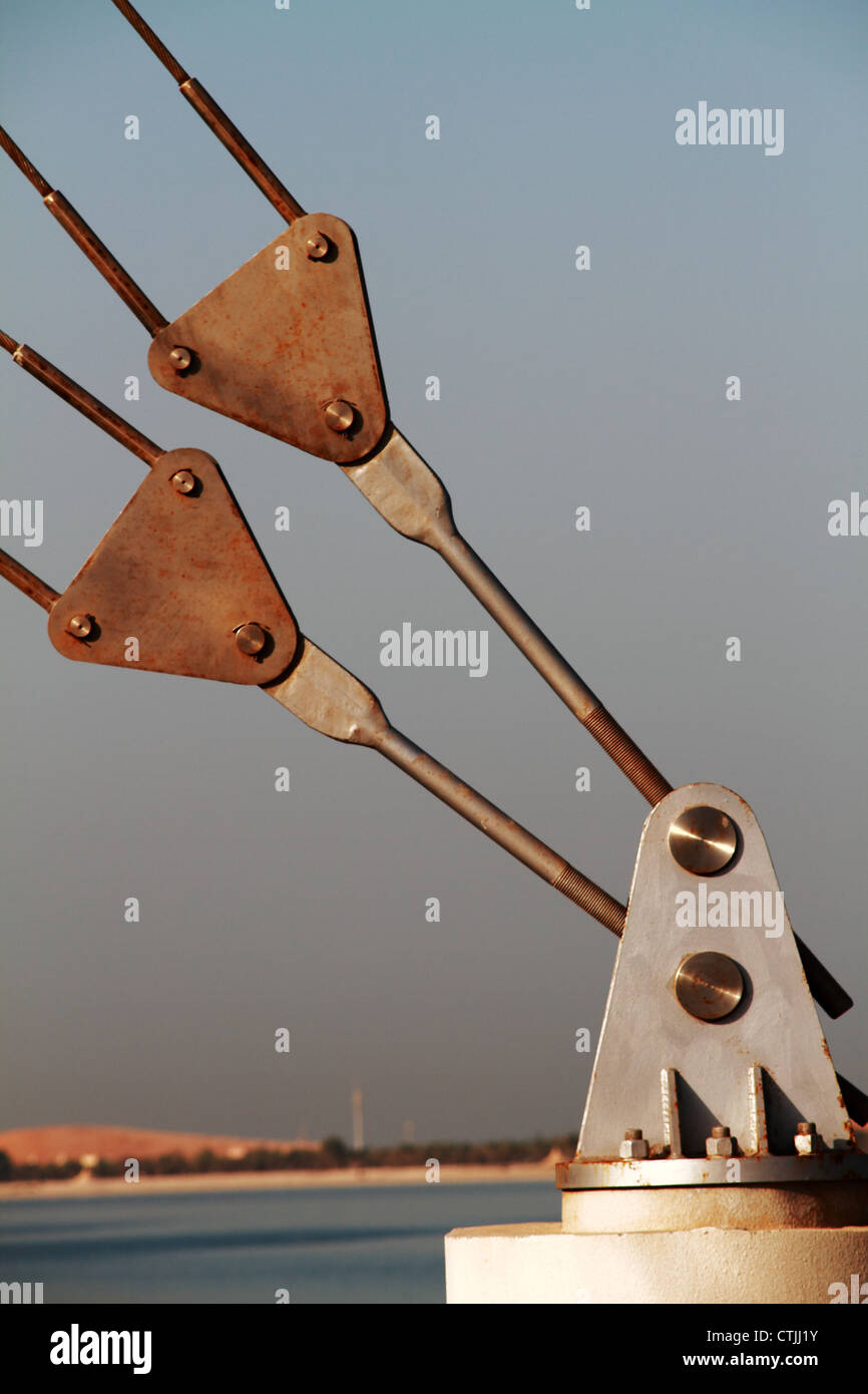 Wire form hi-res stock photography and images - Alamy