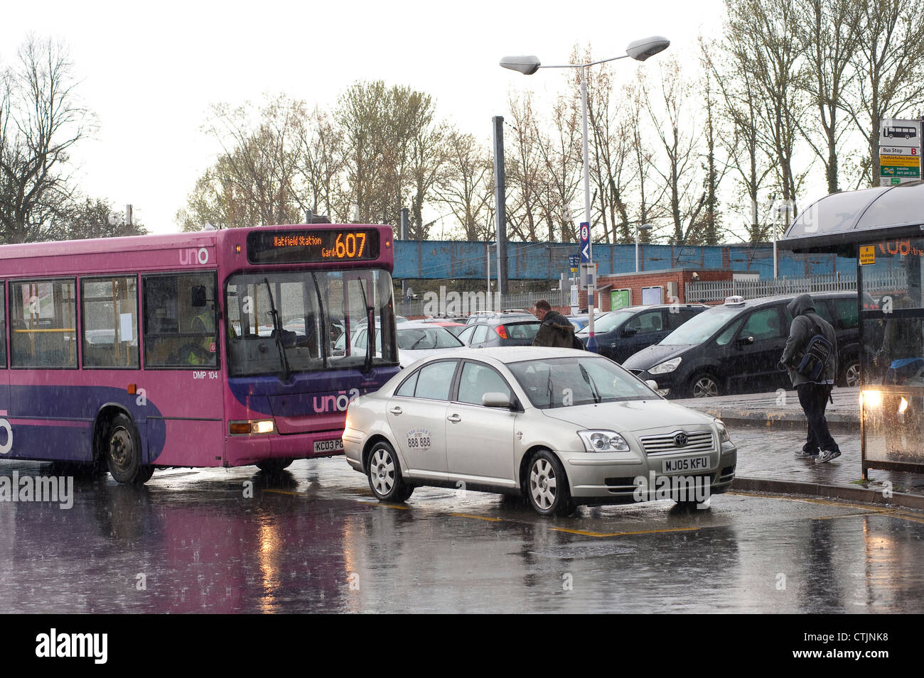 Bus station transport interchange hi-res stock photography and images ...