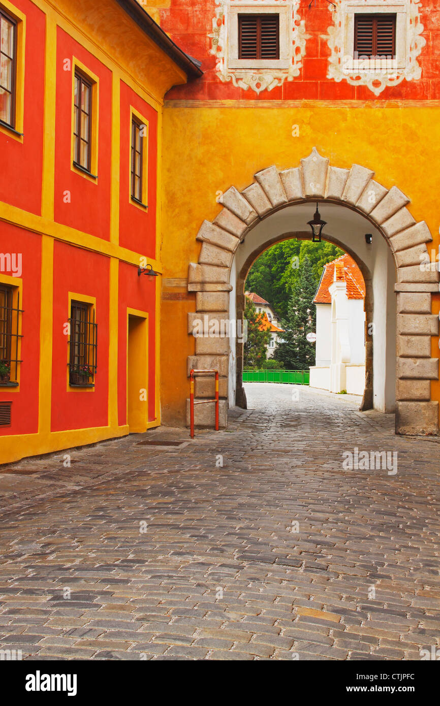 Yellow orange building hi-res stock photography and images - Alamy