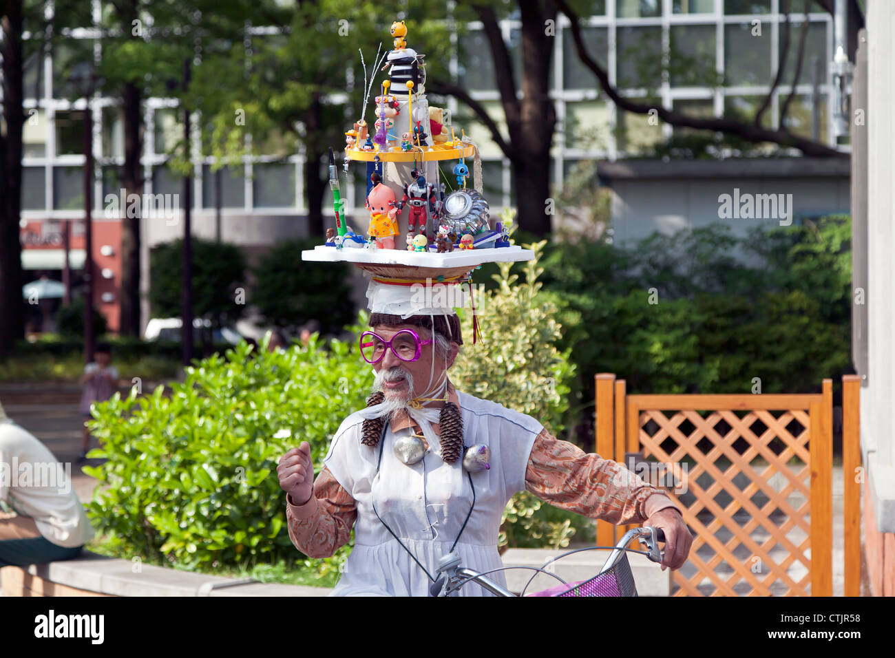 Eccentric man hi-res stock photography and images - Alamy