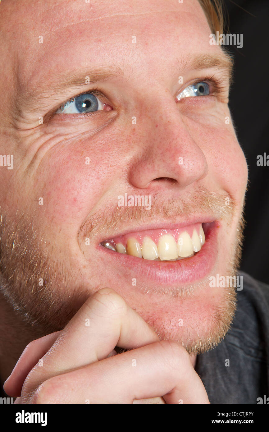 Man beard looking straight smiling hi-res stock photography and images ...