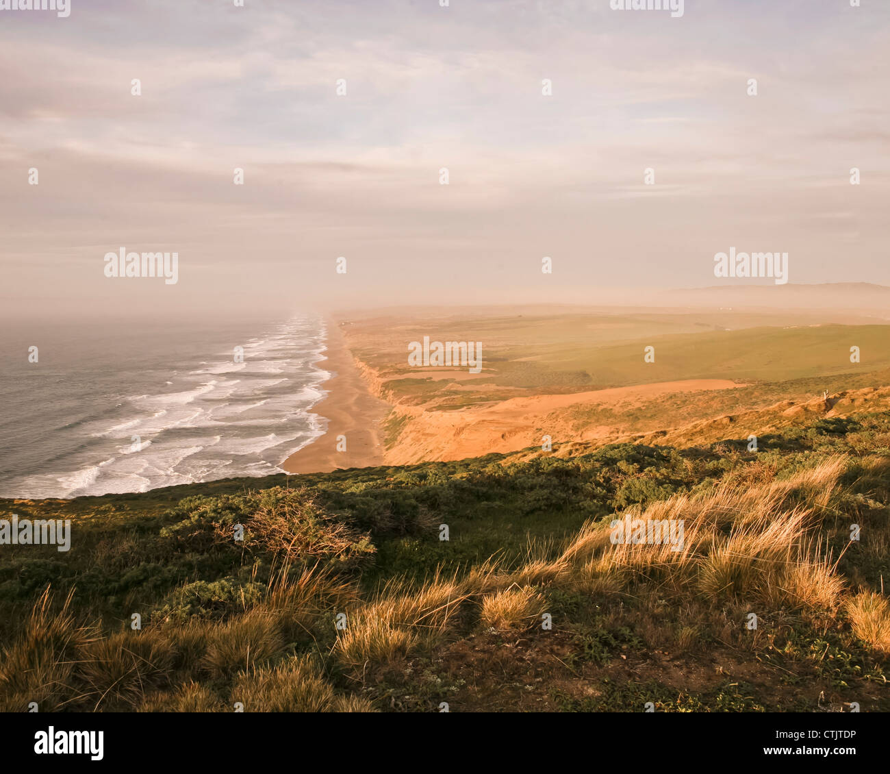Infinite Shore line in Northern California Stock Photo - Alamy
