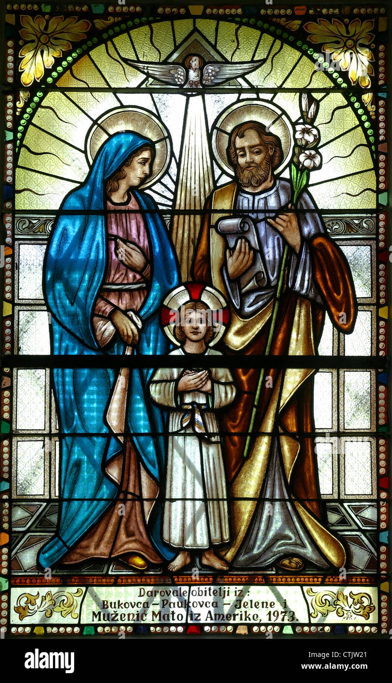 Holy family virgin mary hi-res stock photography and images - Alamy