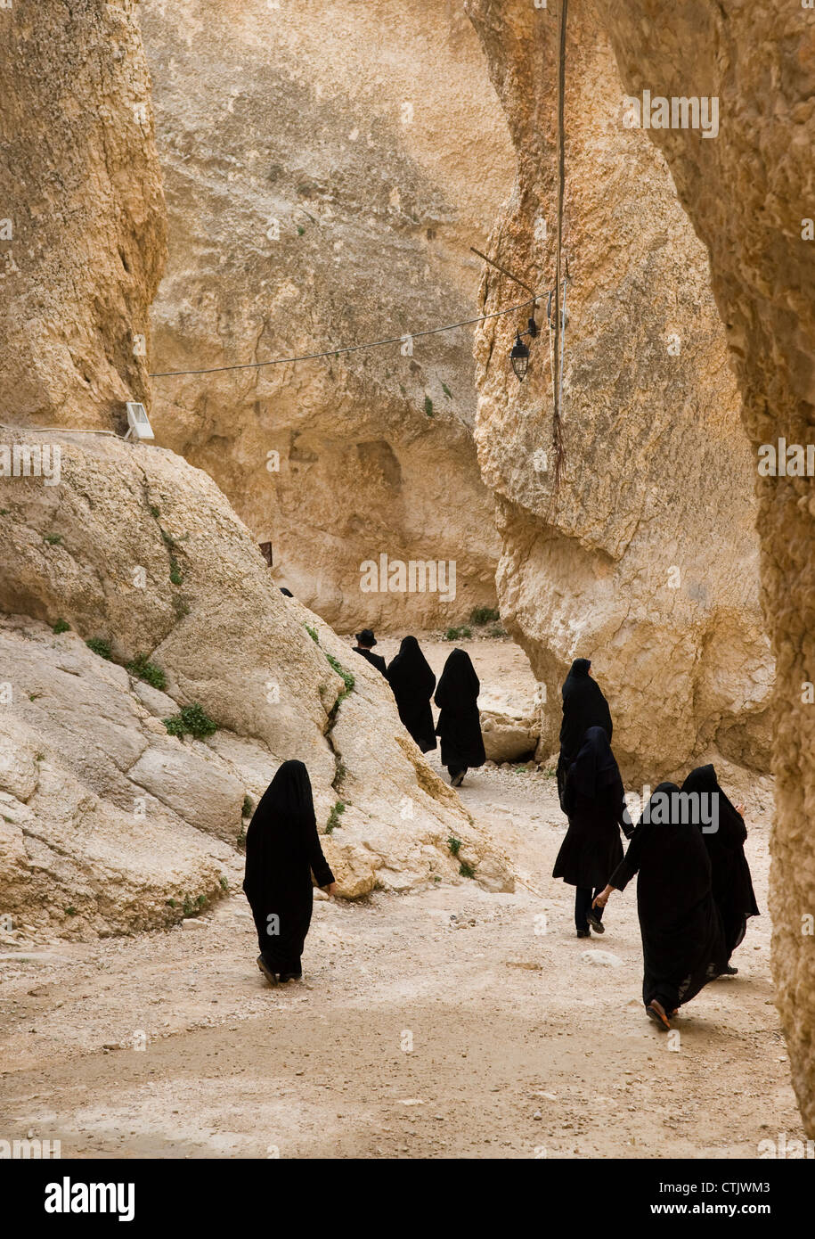 Syrian women hi-res stock photography and images - Alamy