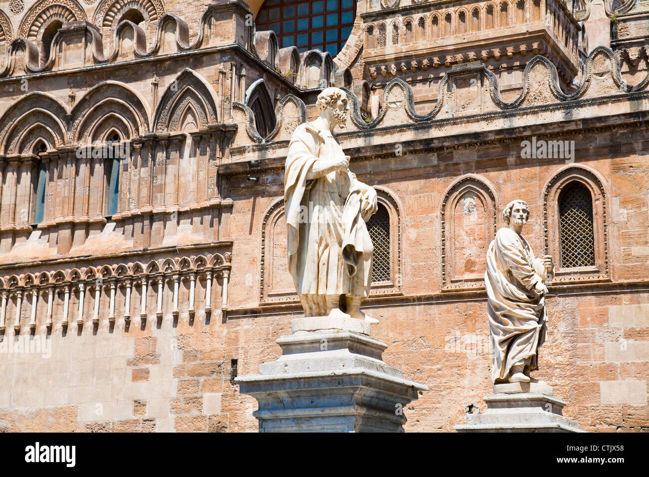 Palermo sicily architecture statue hi-res stock photography and images ...