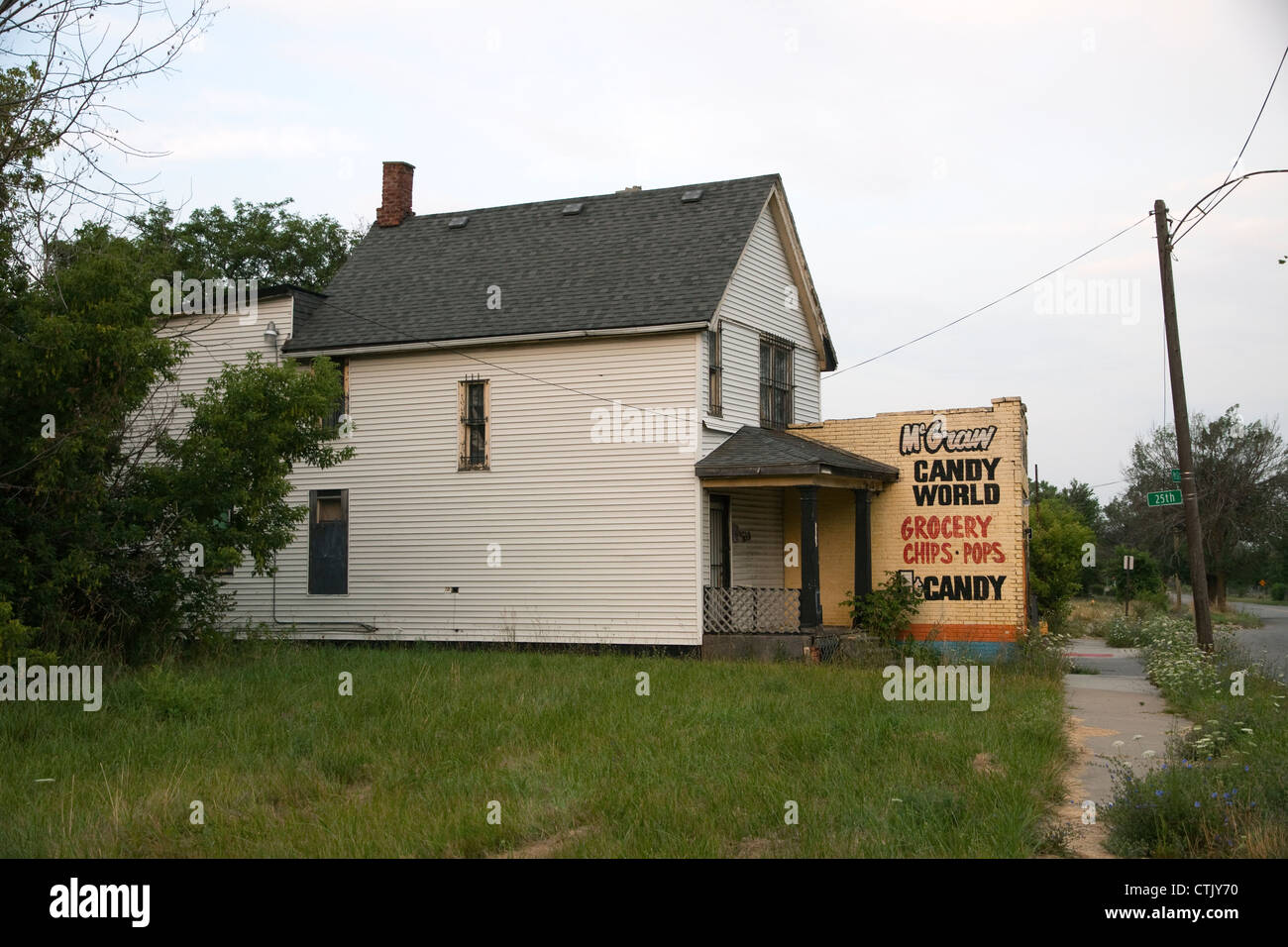 Commercial lots hi-res stock photography and images - Alamy
