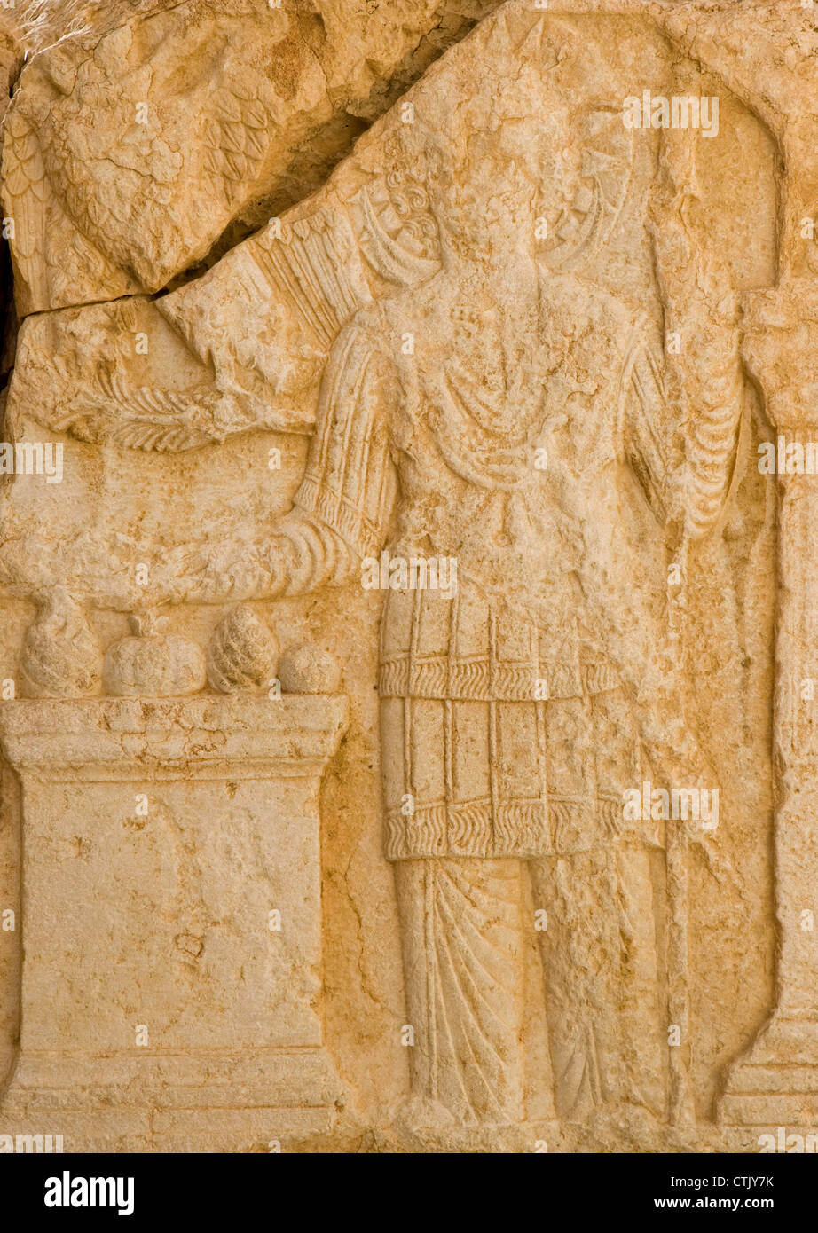 Palmyra ancient Roman site, in Syria near Damascus Stock Photo - Alamy