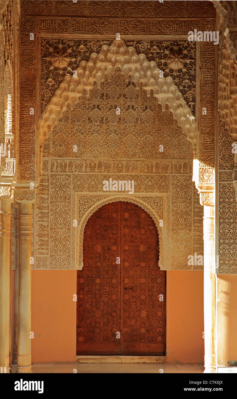 The alhambra interior hi-res stock photography and images - Alamy