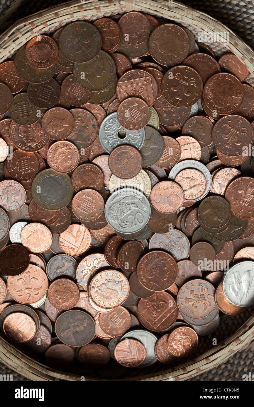 Foreign coins hi-res stock photography and images - Alamy