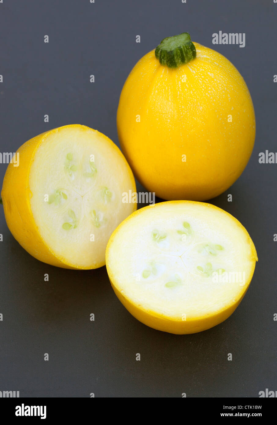Round Yellow Courgettes Stock Photo - Alamy