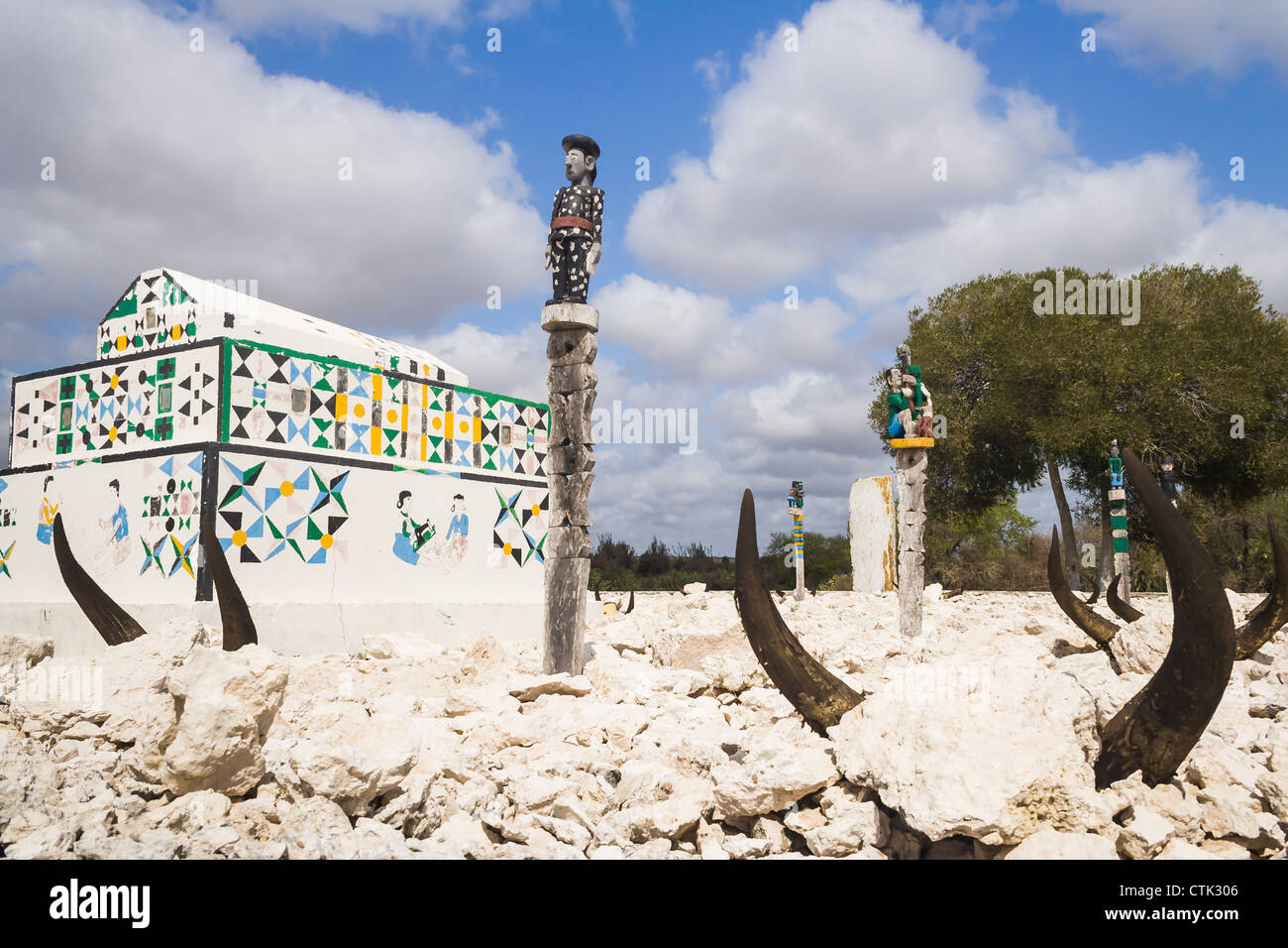 Antandroy traditional tomb in southern Madagascar Stock Photo - Alamy