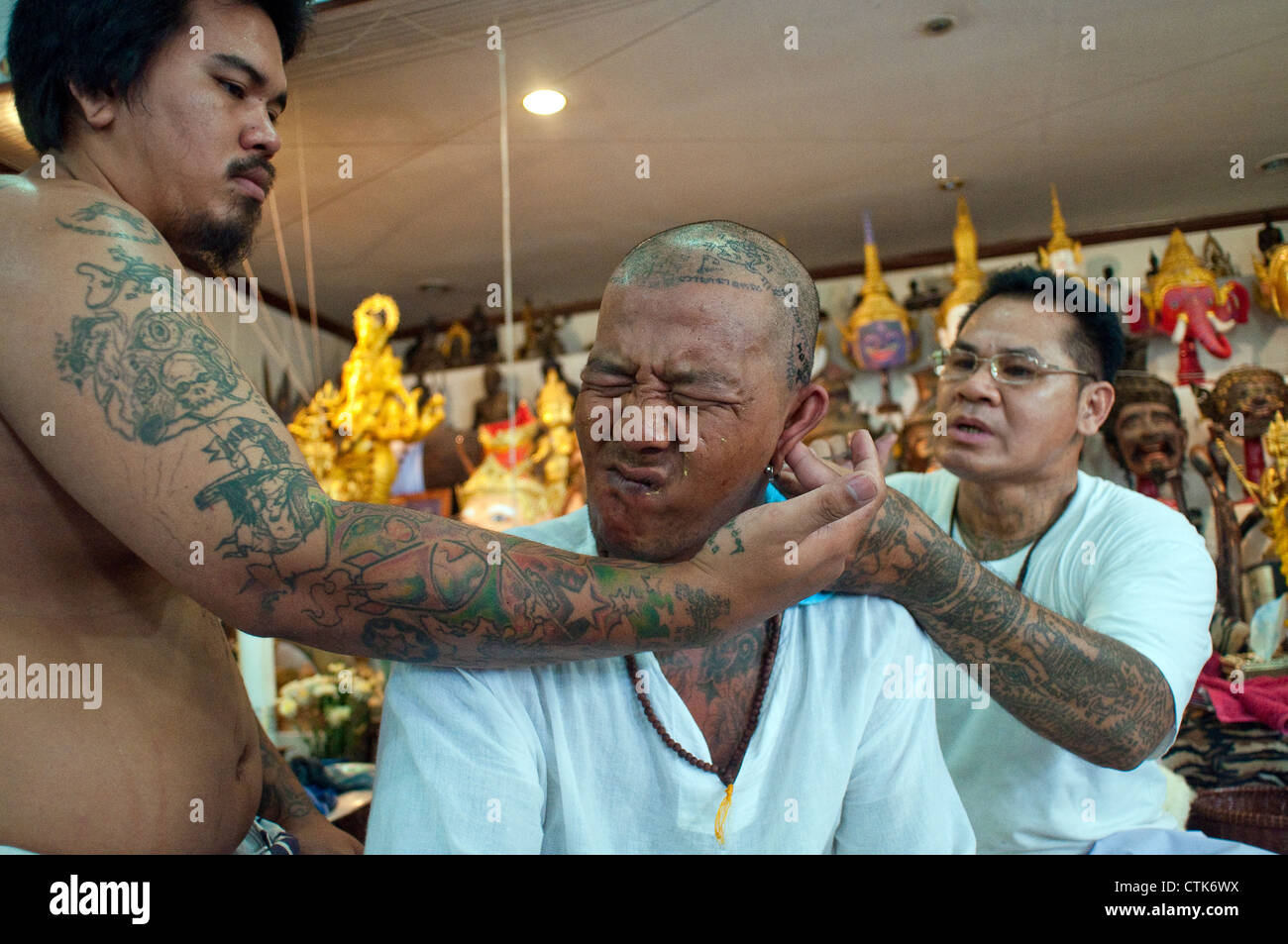 Sak Yan master,Ajahn Somchat of Nonthaburi of Thailand. Sak Yan are the ...