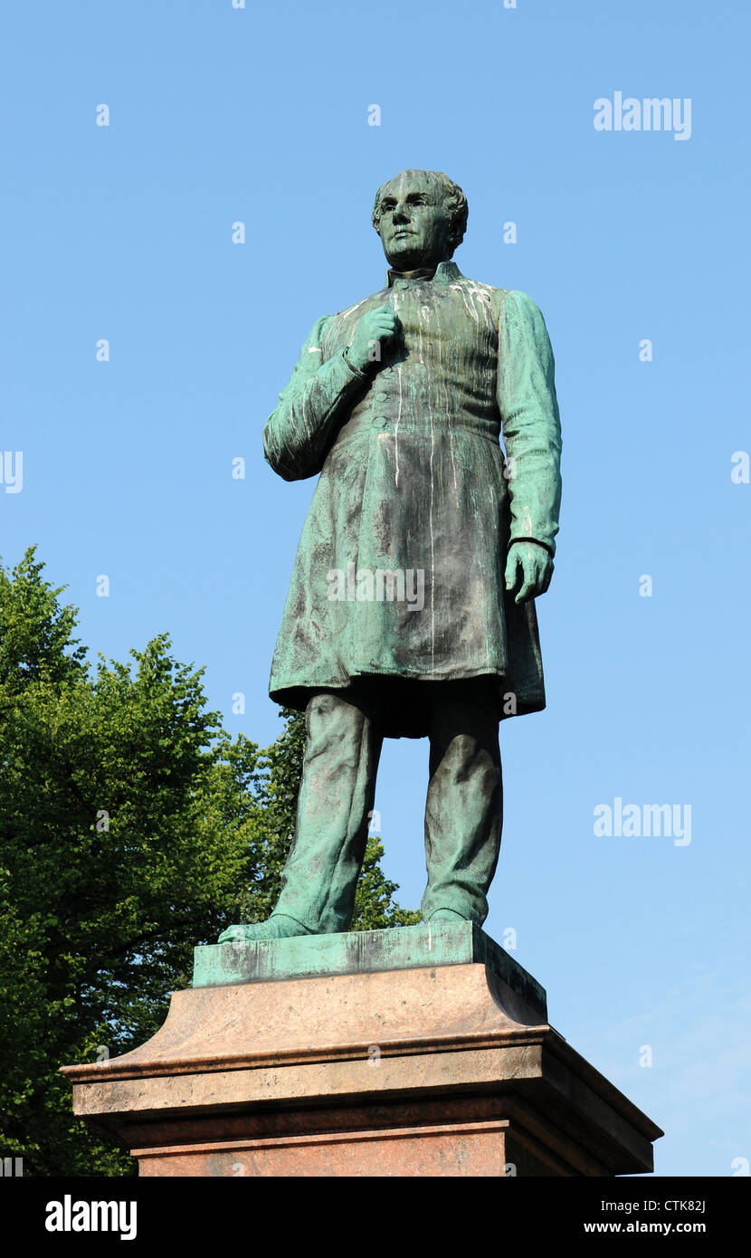 Johan Ludvig Runeberg Memorial Statue High Resolution Stock Photography ...