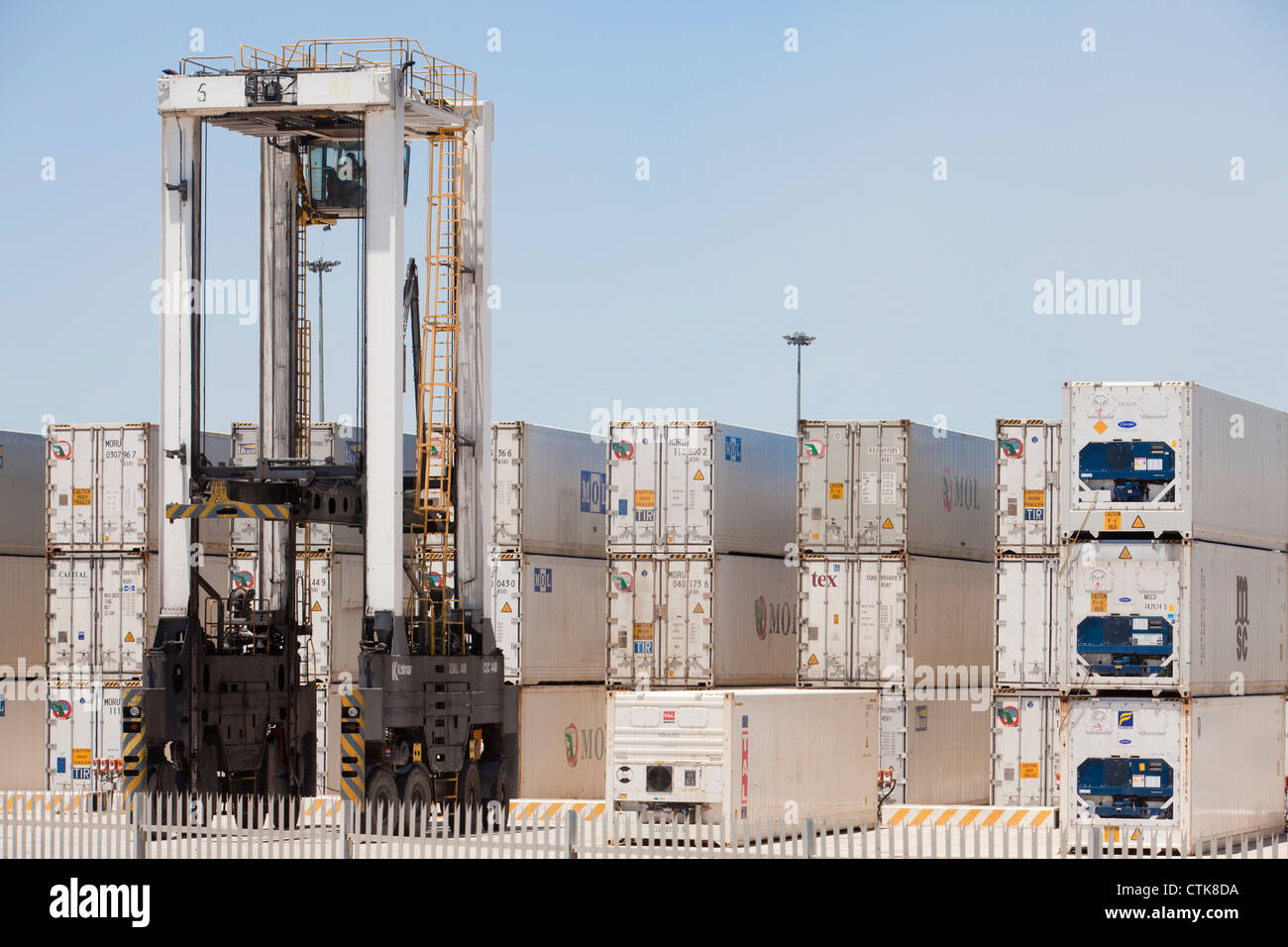 Container pile containerstapel hi-res stock photography and images - Alamy