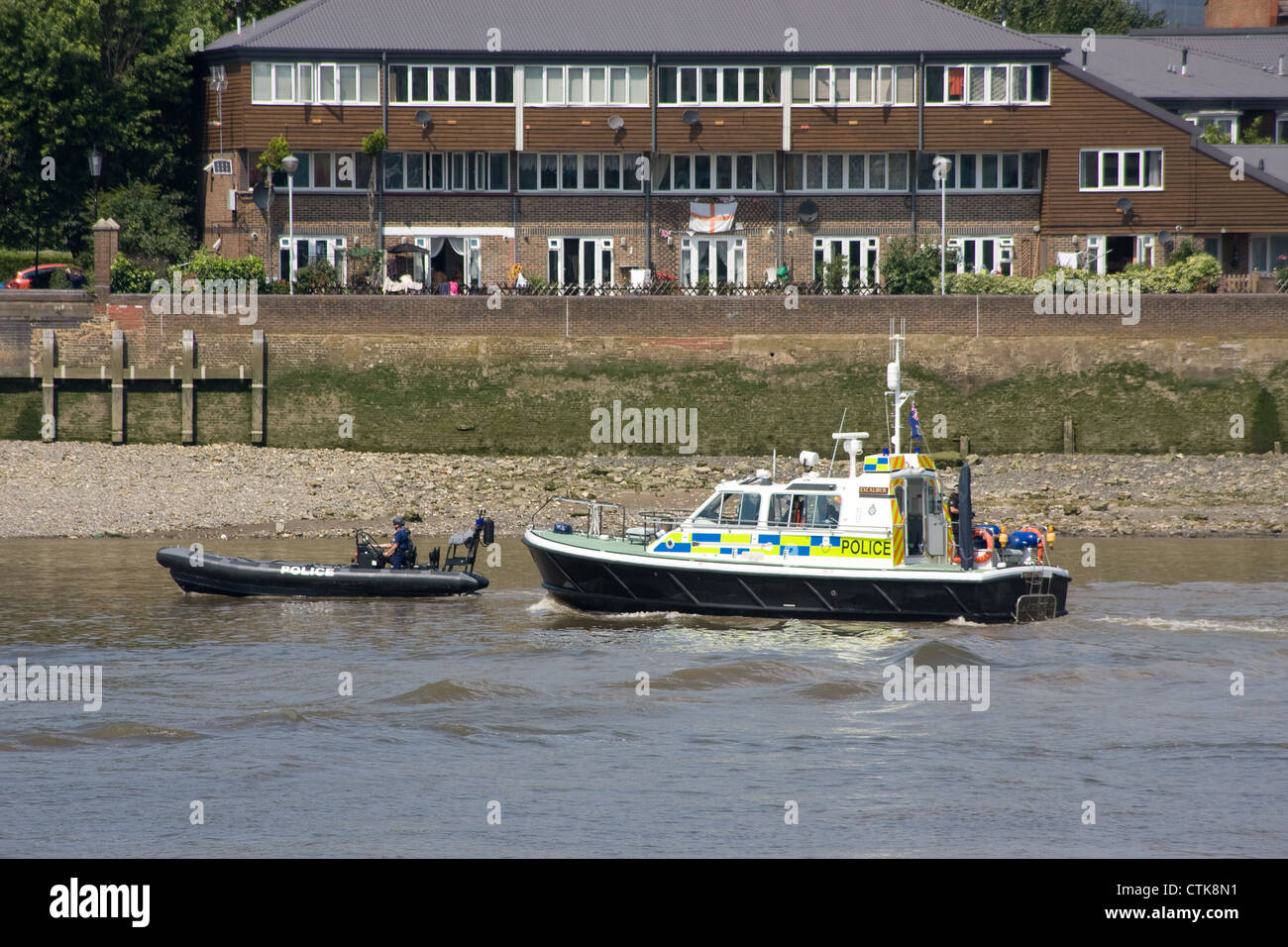 police boat launch river Thames Stock Photo - Alamy