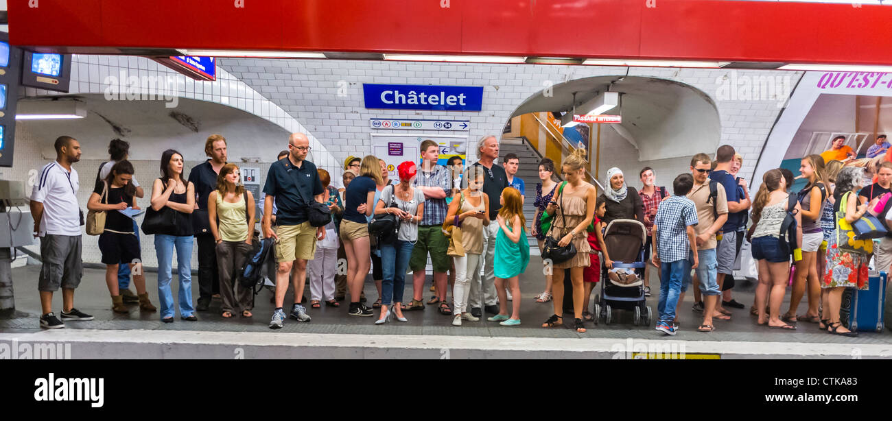 Paris, France, Metro, Underground, Tube, Subway, People Traveling ...