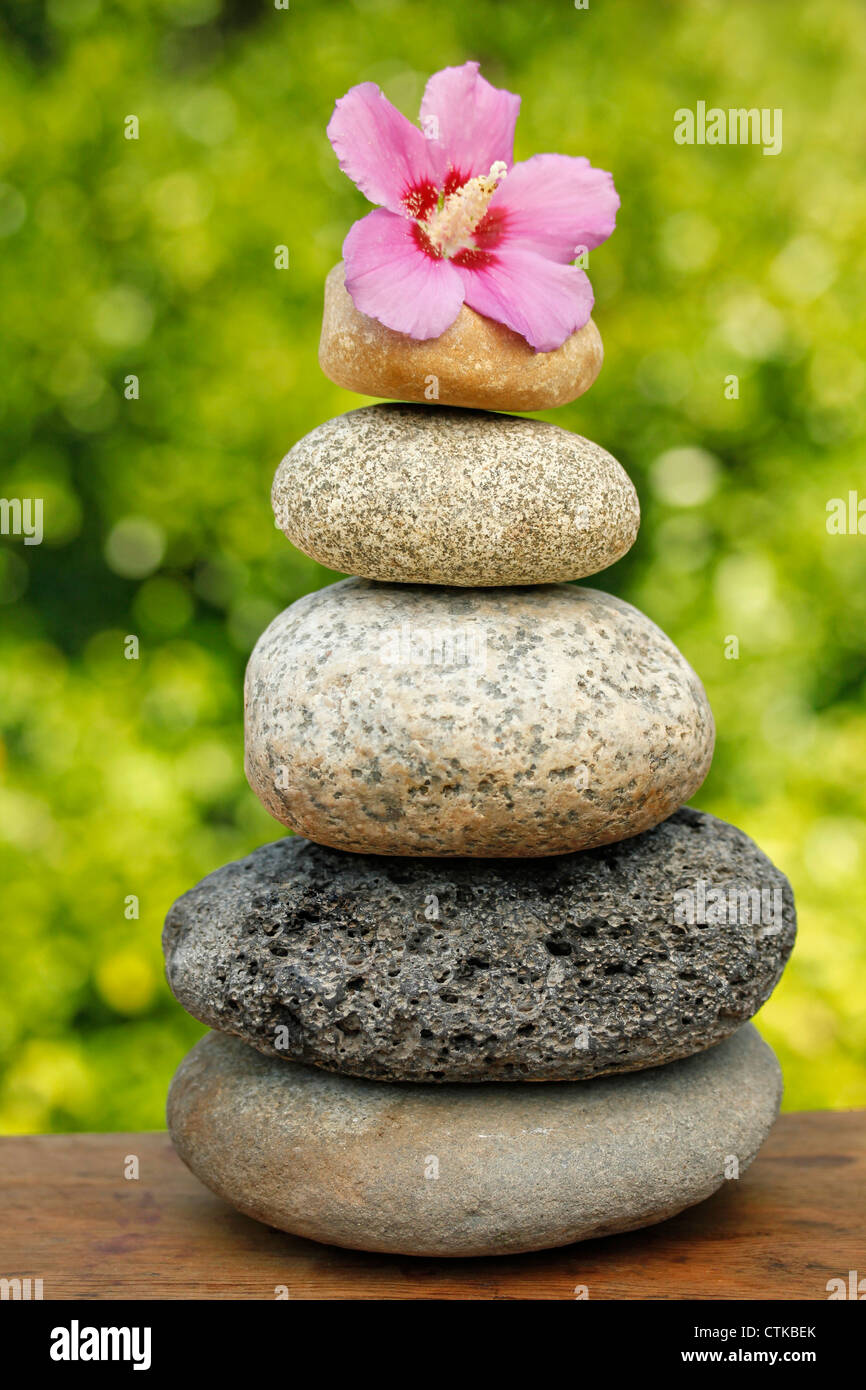 Balanced stones as a stack Stock Photo - Alamy