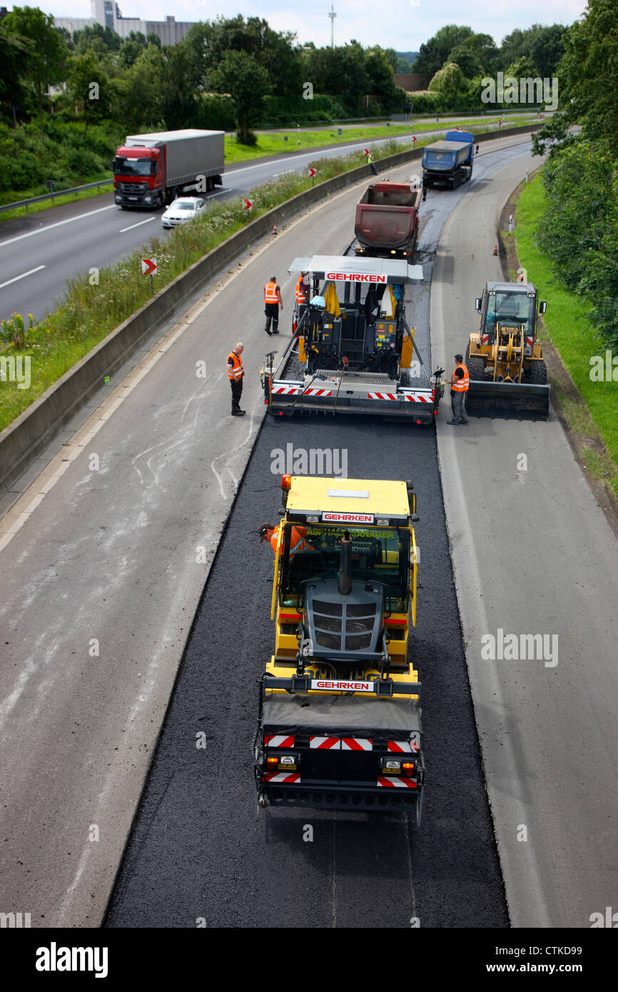 Autobahn, motorway A40, Installation of a new asphalt surface on the ...