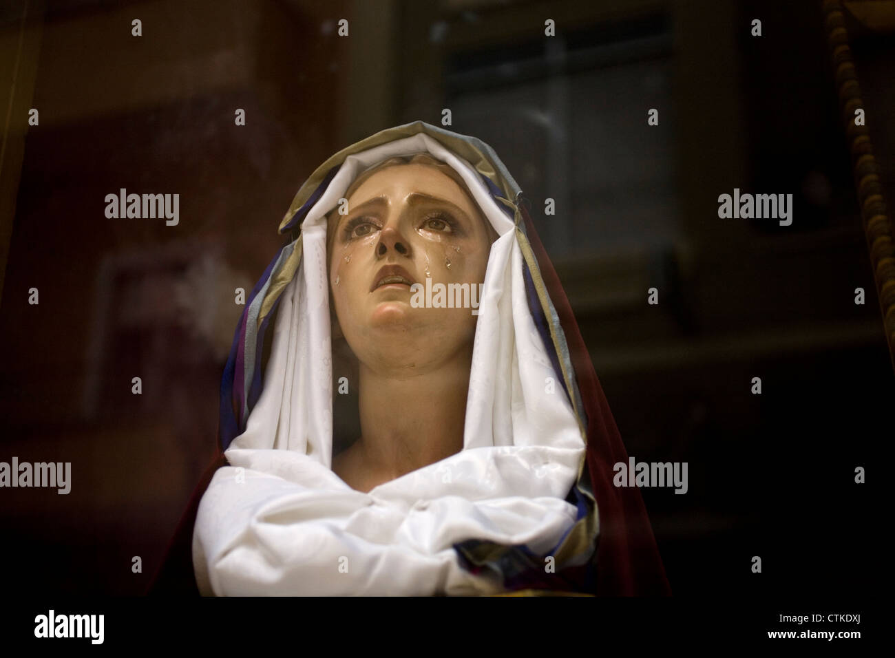 Virgin mary crying hi-res stock photography and images - Alamy