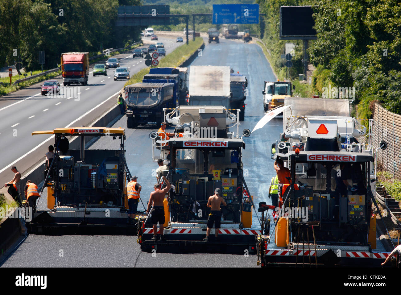 Autobahn, motorway A40, Installation of a new asphalt surface on the ...