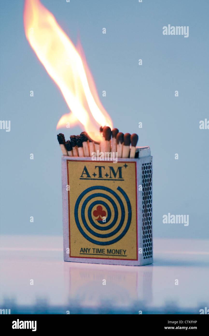 Match sticks box hi-res stock photography and images - Alamy
