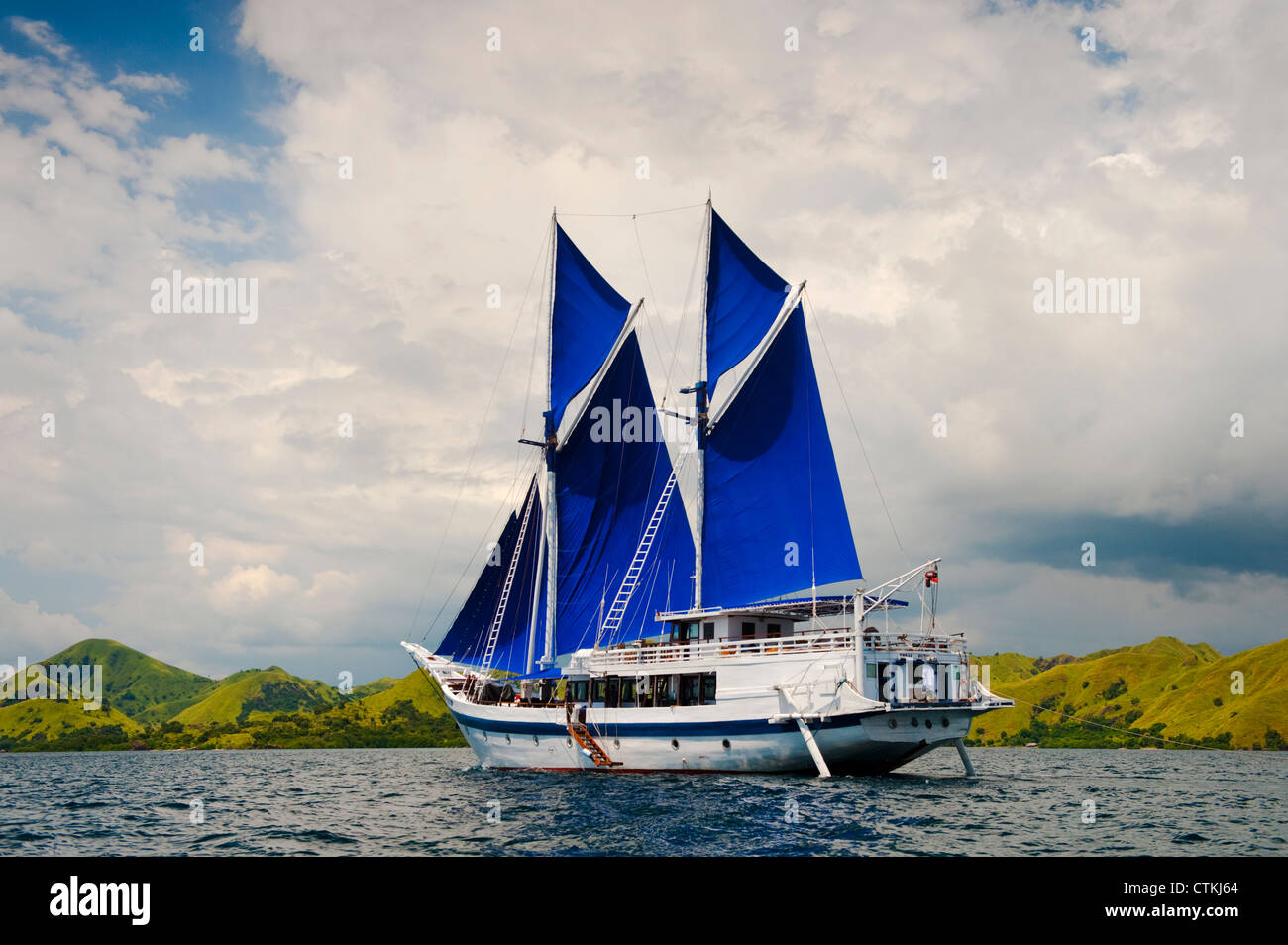 A 108 foot traditional wooden Phinisi schooner, the "Ombak Putih", here ...