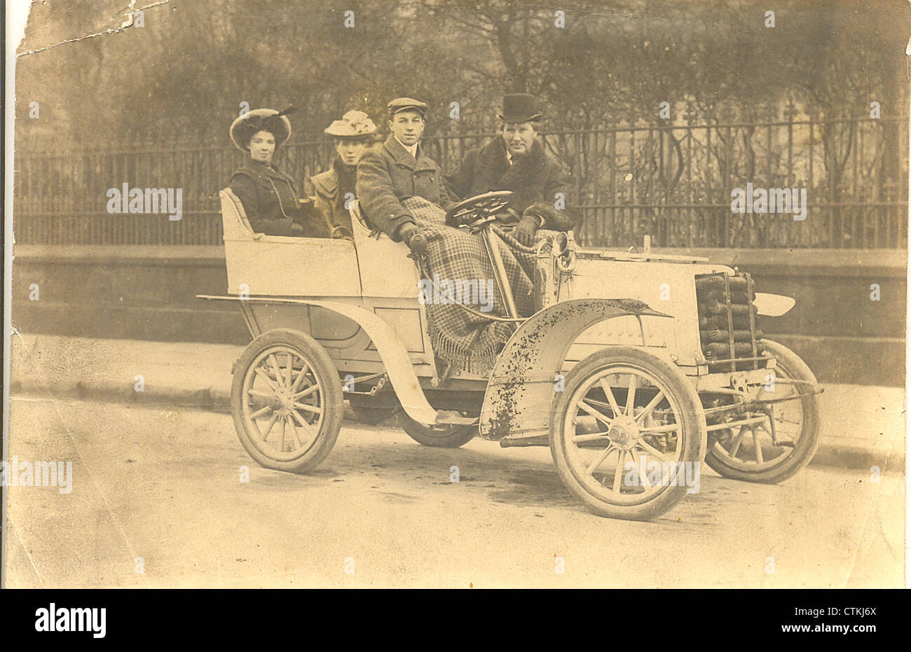 Edwardian car hi-res stock photography and images - Alamy