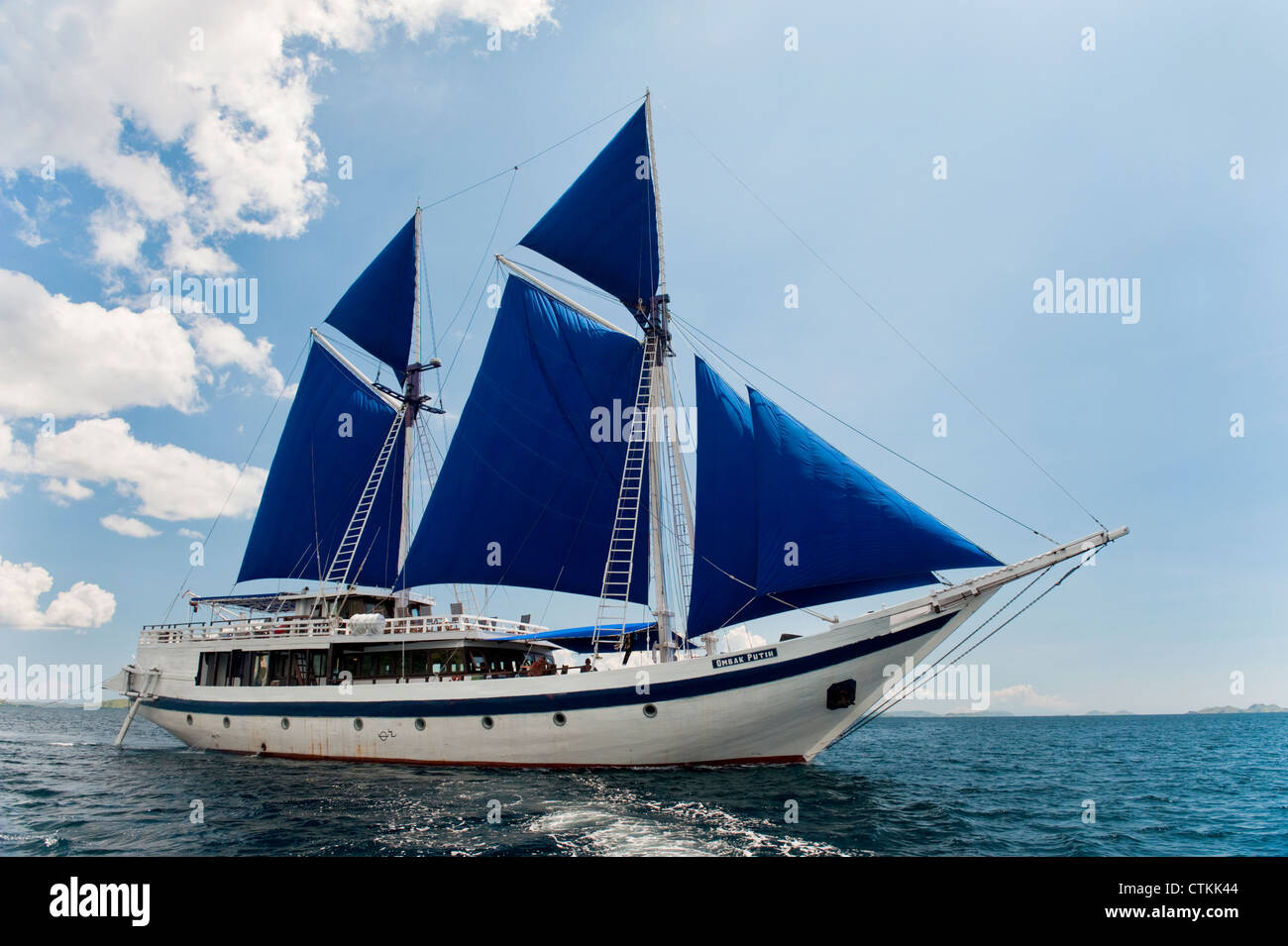 A 108 foot traditional wooden Phinisi schooner, the "Ombak Putih", here ...