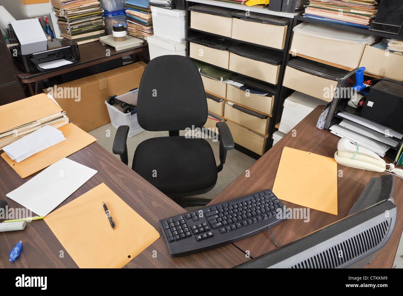 Office warehouse hi-res stock photography and images - Alamy