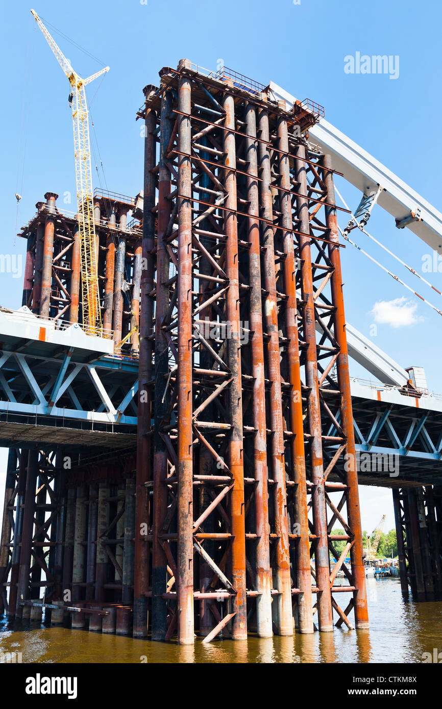 Bridge abutment construction hi-res stock photography and images - Alamy