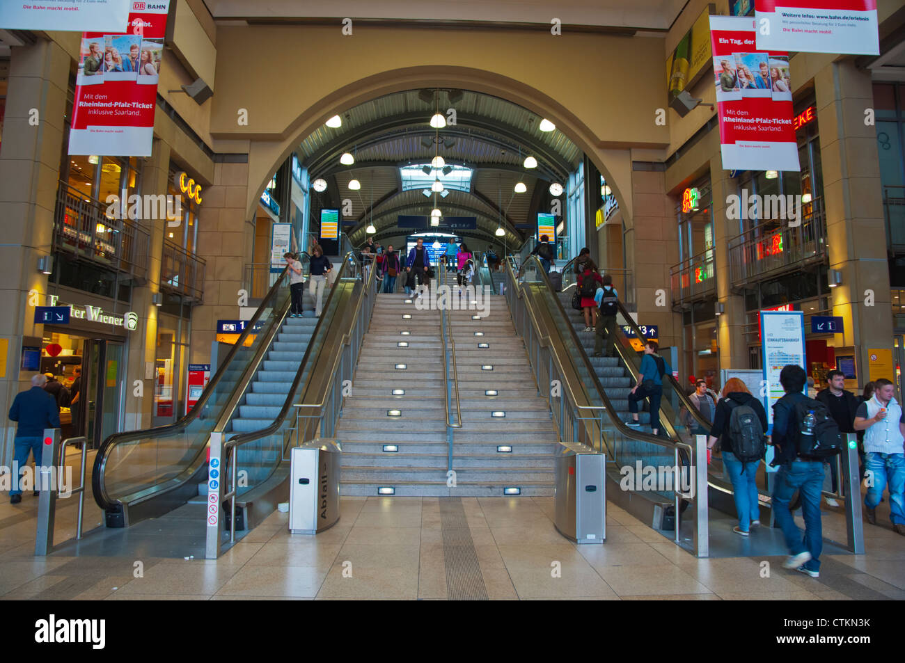 Mainz central station hi-res stock photography and images - Alamy