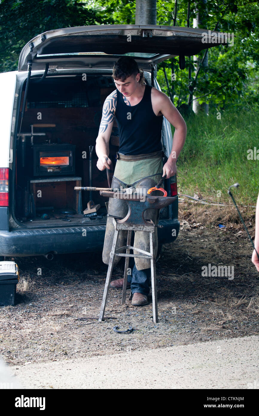 Farrier hi-res stock photography and images - Alamy