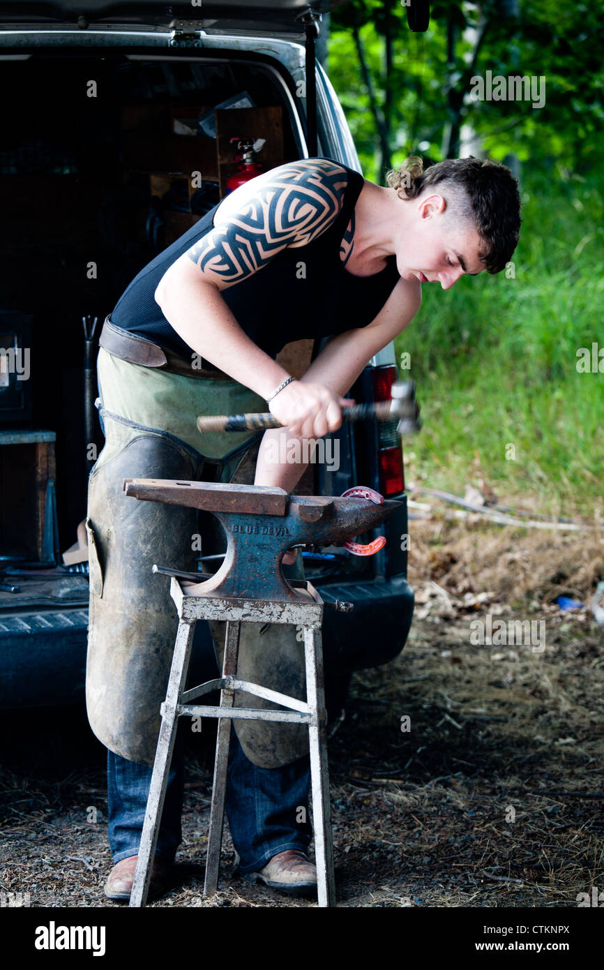Mobile Farrier Making Horseshoes Stock Photo - Alamy