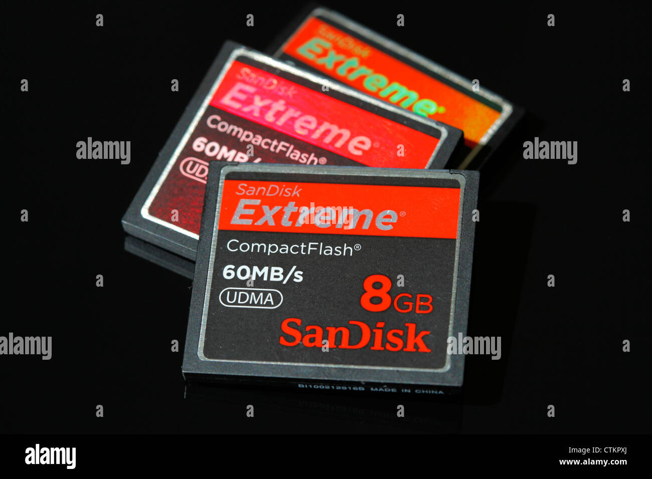 Three 8 GB Compact Flash memory cards Stock Photo - Alamy