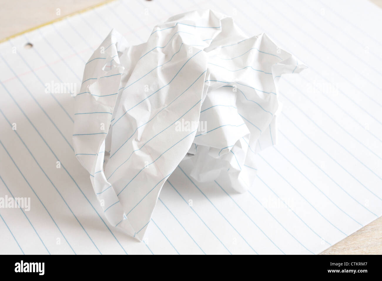 Crumble paper ball hi-res stock photography and images - Alamy