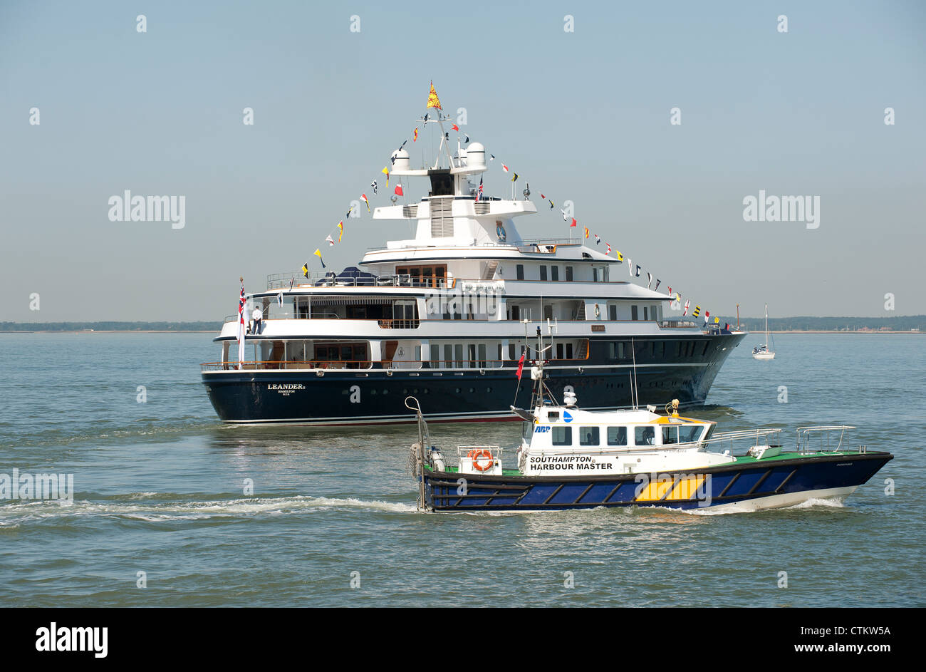 Pathfinder Southampton Harbour Master's launch on duty off the Isle of ...