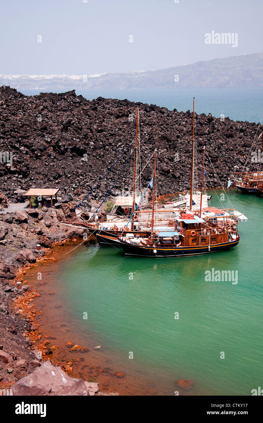 New Volcano and Hot springs in the Caldera on the island of Santorini ...