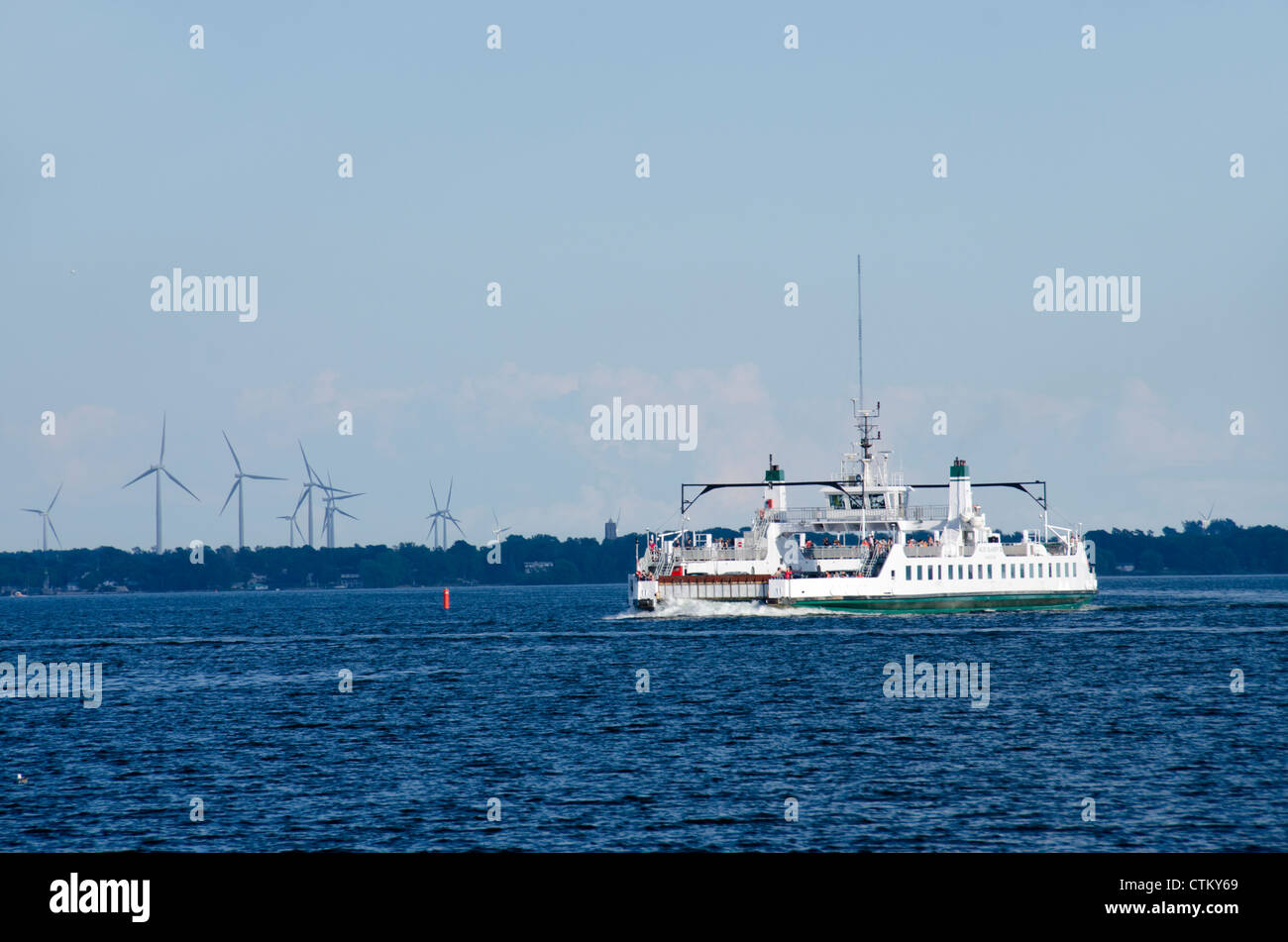 Wolfe island ferry hi-res stock photography and images - Alamy