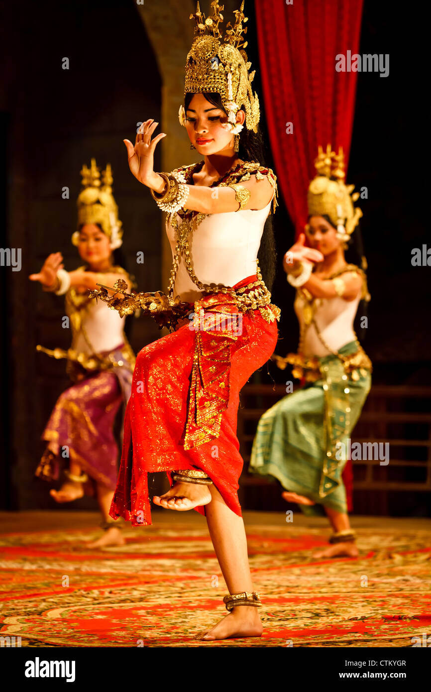 Three Khmer classical dancers perform in full traditional costume in ...