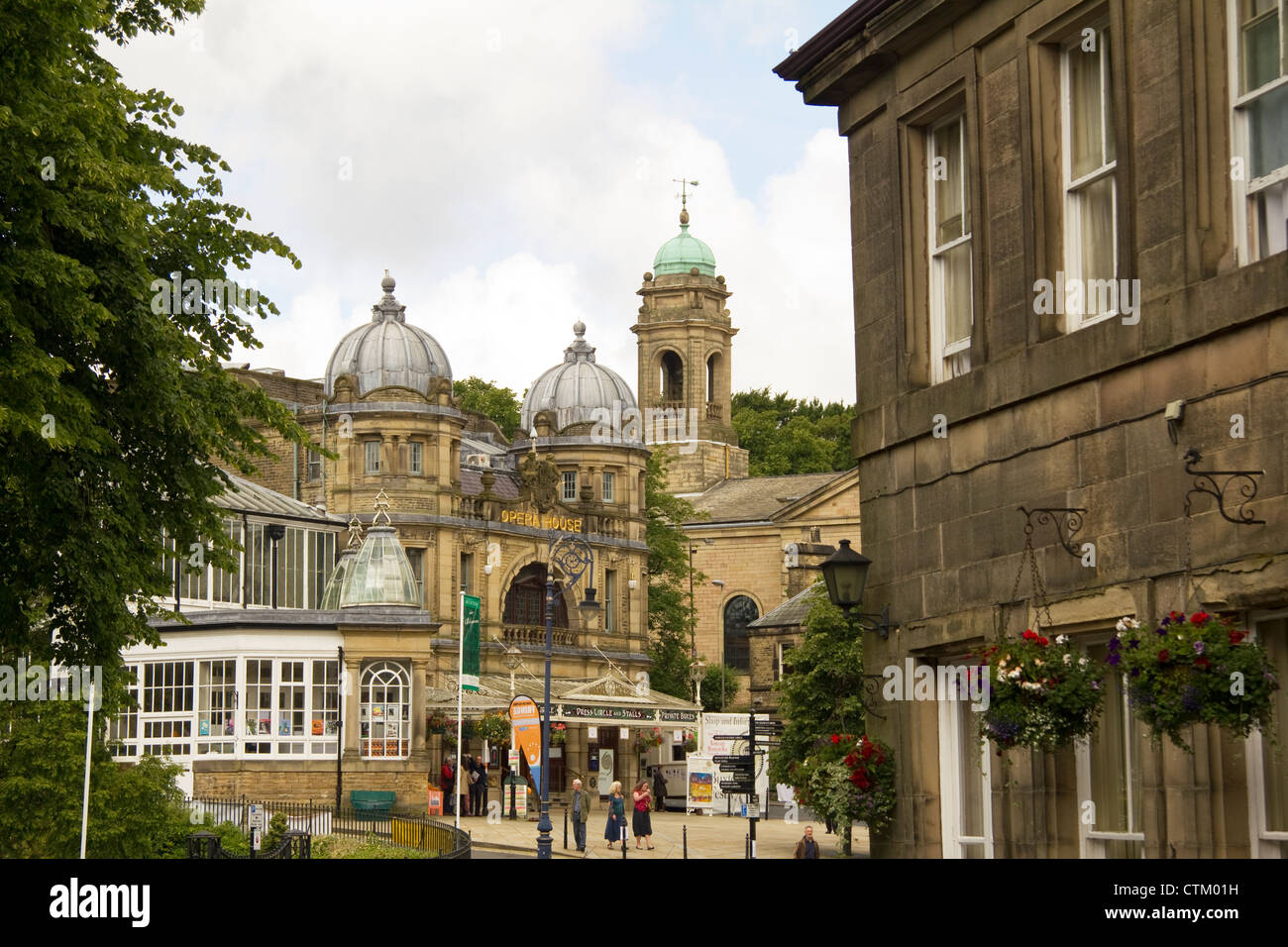 Victorian spa town buxton derbyshire england hi-res stock photography ...