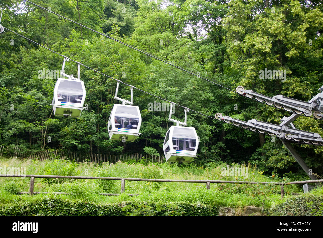 Matlock bath cable cars hi-res stock photography and images - Alamy