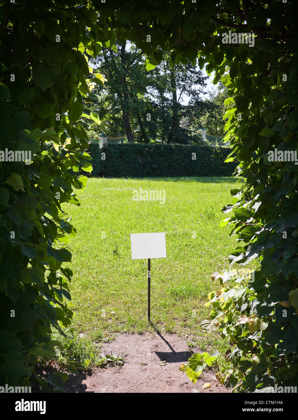 Empty info hi-res stock photography and images - Alamy