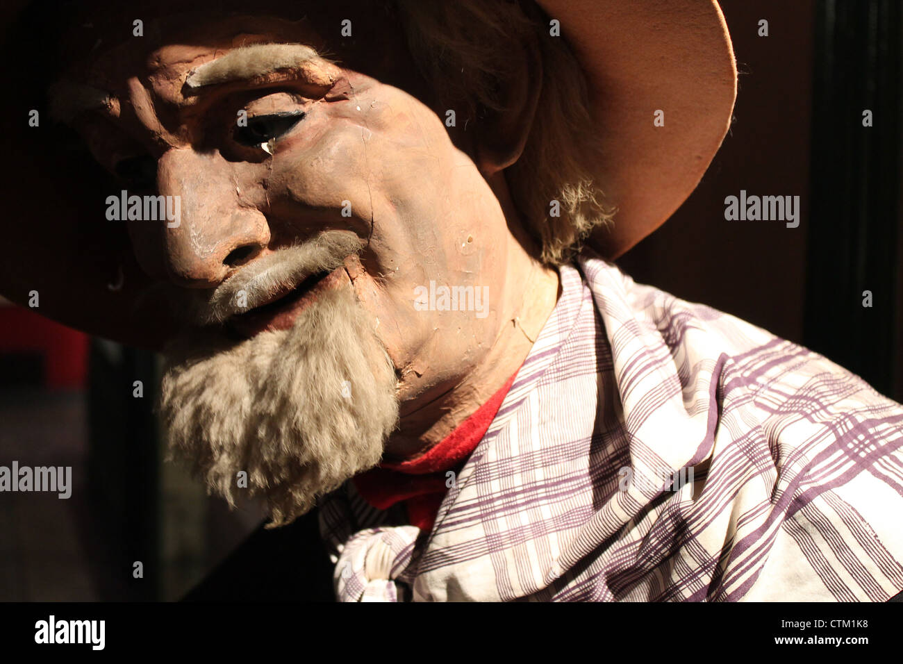 Automata puppet hi-res stock photography and images - Alamy